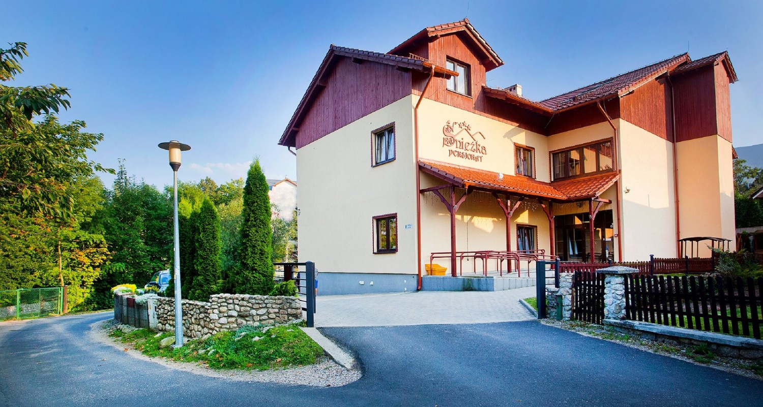 Pensjonat*** Śnieżka - Noclegi : Karpacz.pl